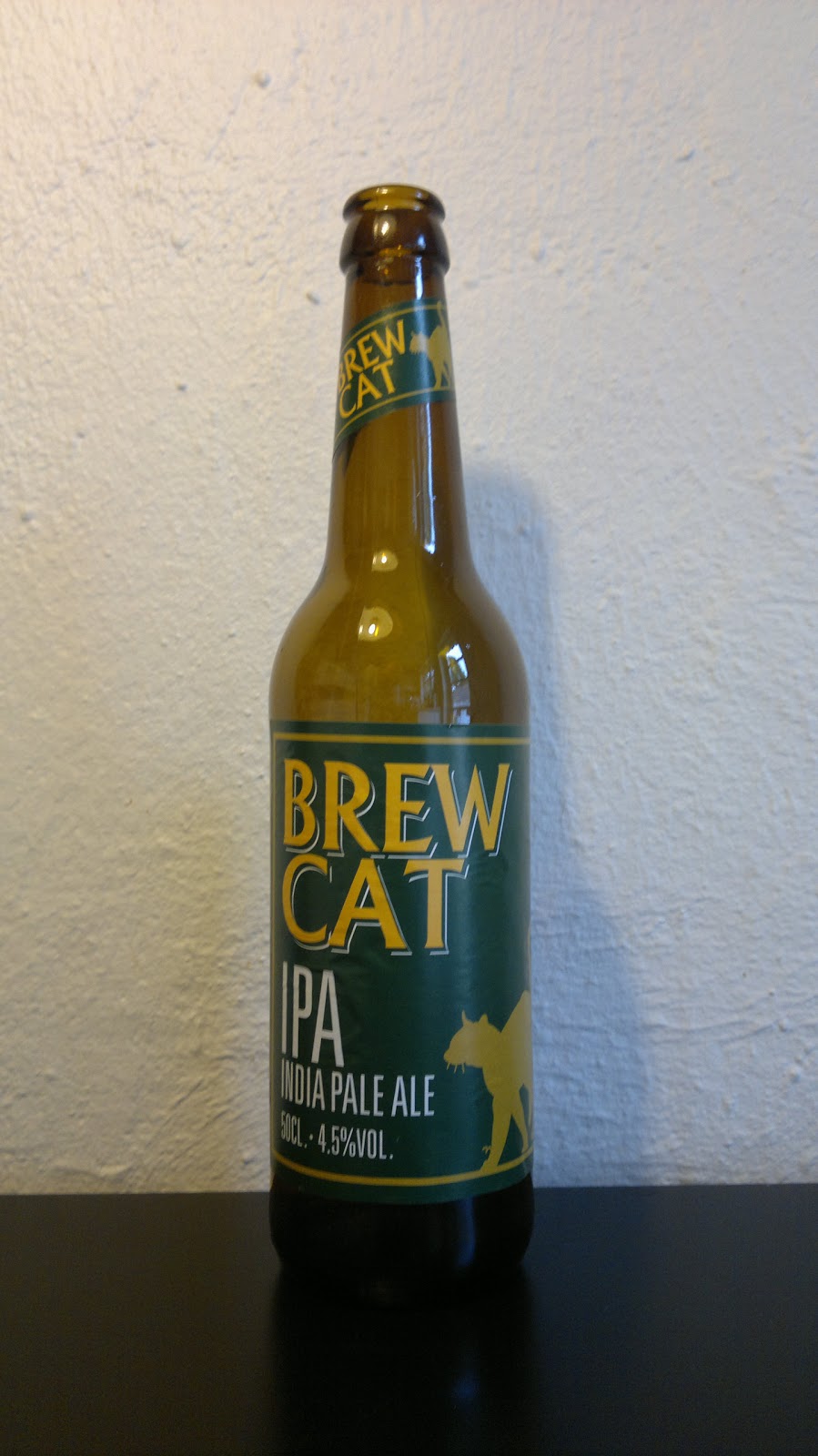 Højt Skummende!: Brew Cat IPA - kedelig discount øl